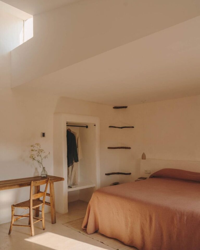 Here’s Exactly How to Achieve a Luxury Hotel Room Aesthetic in Your ...