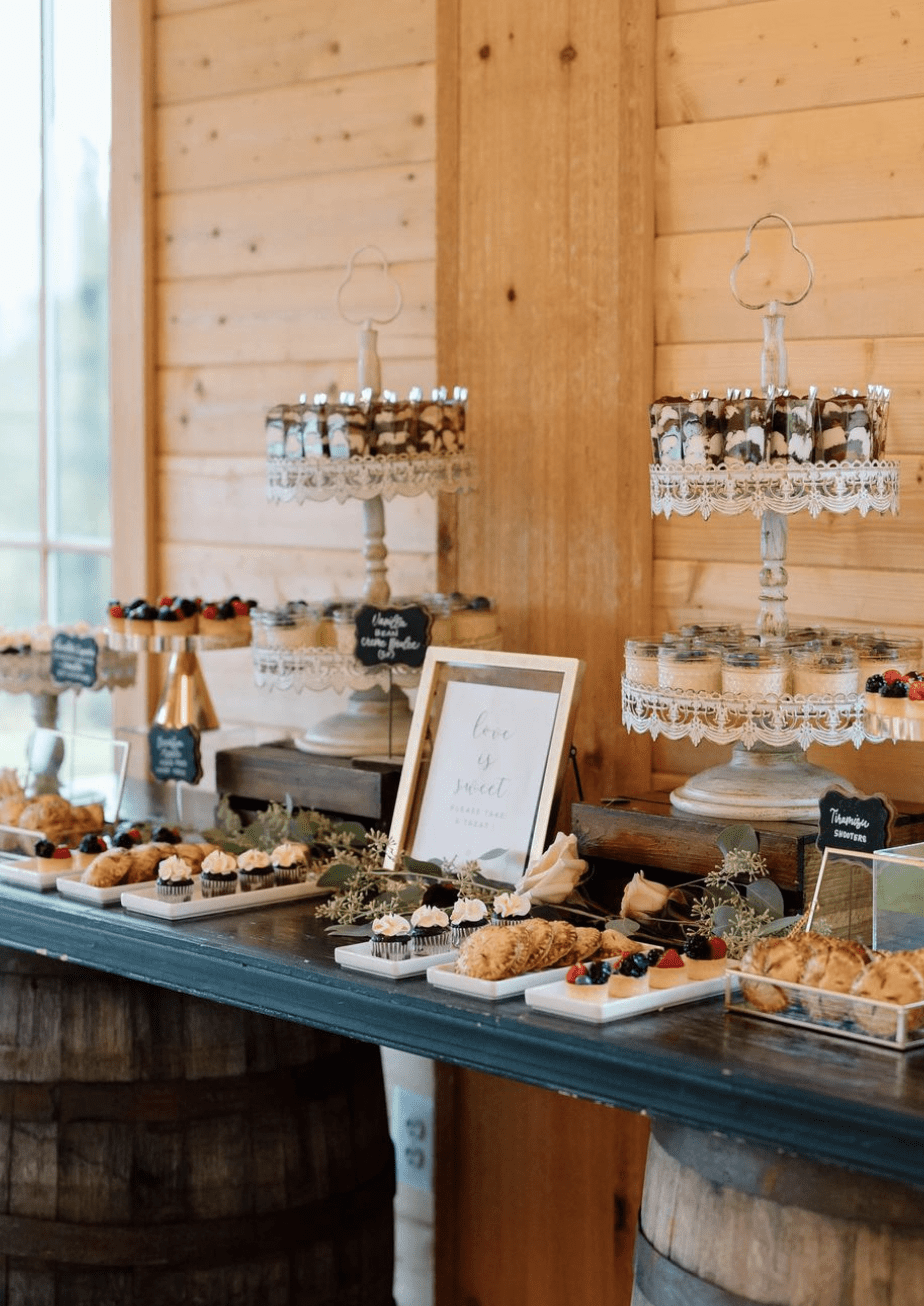 15+ Boho Wedding Food Ideas You and Your Guests Will Love - Modern ...